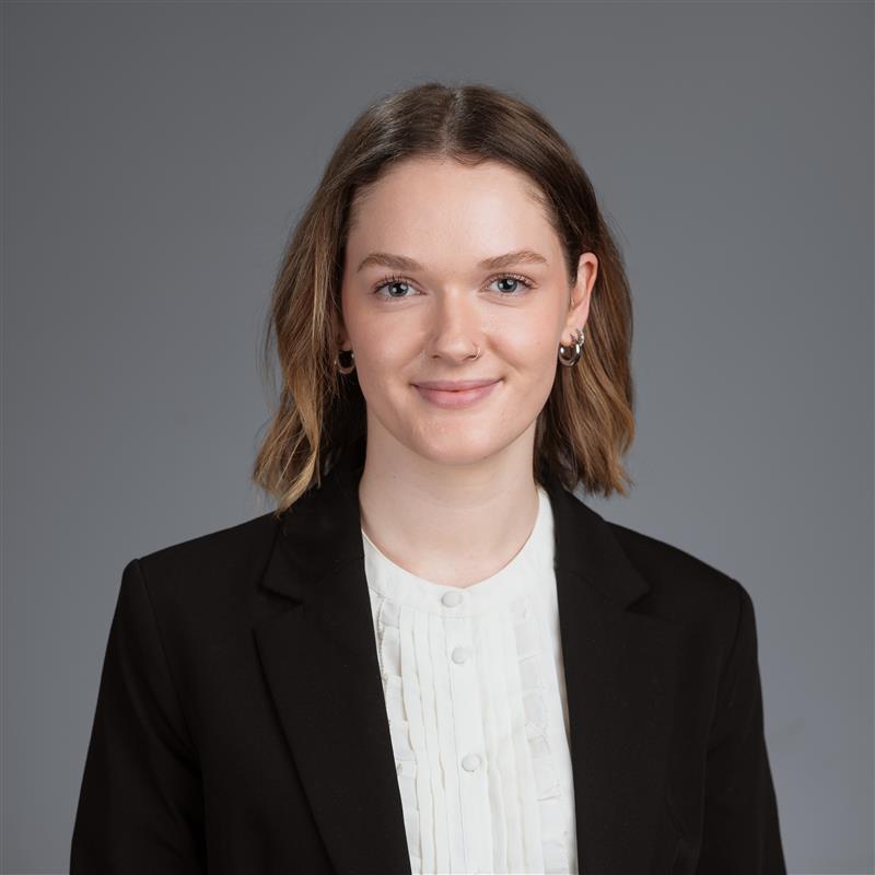 Our Team - We have a wide-ranging experienced team